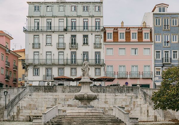 15 Best Neighborhoods to Live in Lisbon: 2026 Guide for Expats